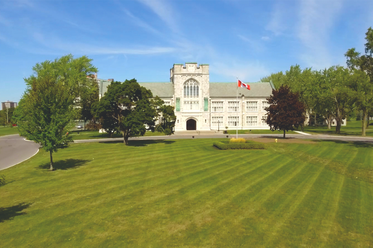 ALBERT COLLEGE - TRƯỜNG TRUNG HỌC NỘI TRÚ CANADA TUYỂN SINH 2023 - Website